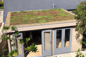 Sustainable Rooftop Oasis: How To Build A Living Green Roof - The Tiny Life